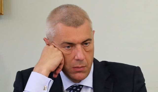[NEWS WNET] Śledztwo Polnordu umorzone, ale Giertych nadal dostaje baty ...